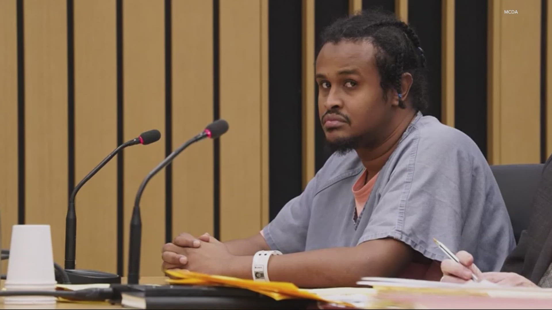 Person seriously injured after stabbing inside Southeast Portland ...