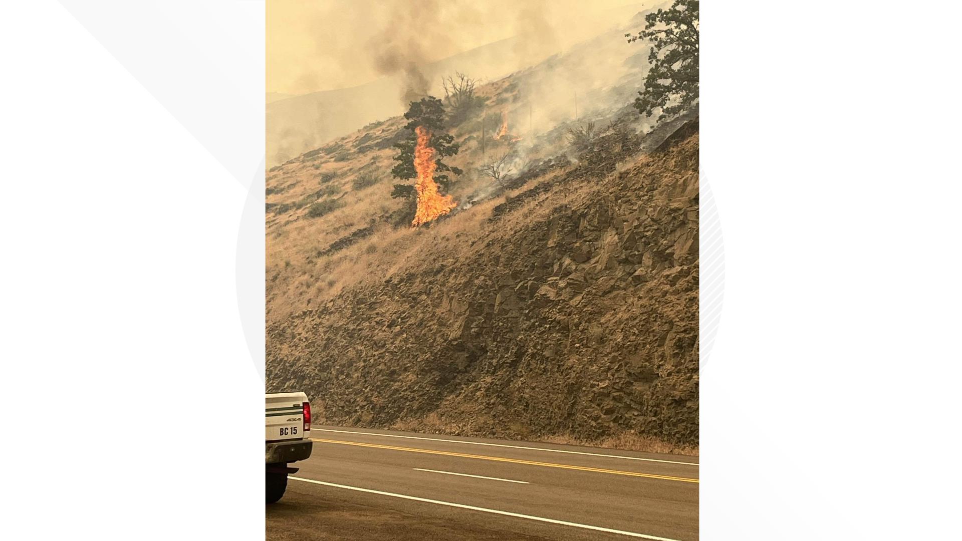 Crews continue to battle Larch Creek Fire in Oregon | kgw.com