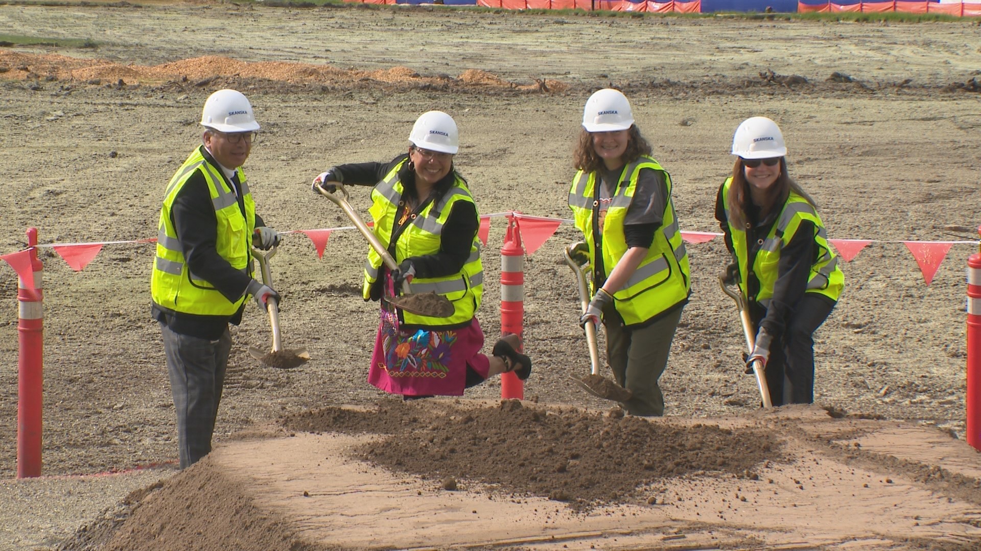 District breaks ground on new Beaverton High School | kgw.com