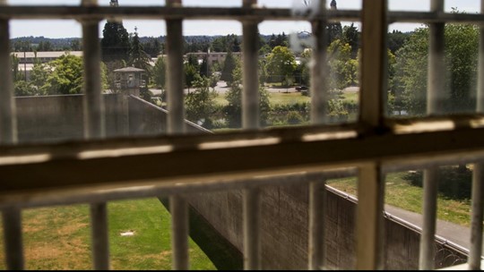 Oregon State Penitentiary employee diagnosed with COVID-19 | kgw.com