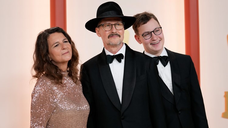 A Portland animator Mark Gustafson's film Pinnochio wins Oscars | kgw.com