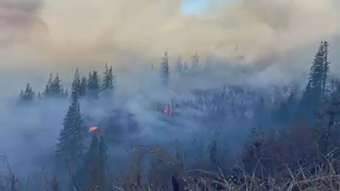 Nakia Creek Fire increases, new evacuation orders in place | kgw.com