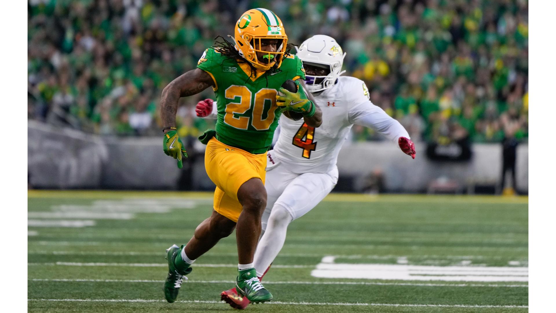 No. 1 Oregon downs Maryland; Gabriel breaks NCAA TD record | kgw.com