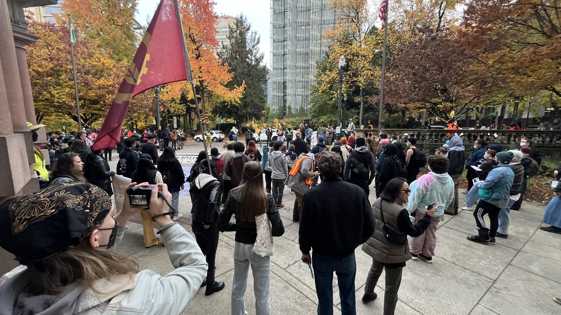 Rally held outside Portland City Hall to protest Trump reelection | kgw.com