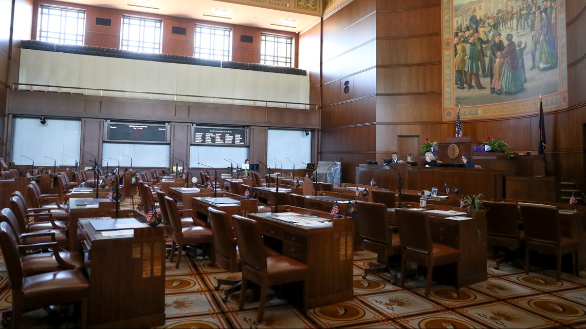 Measure 116: Oregon to vote on how elected officials' pay is set | kgw.com