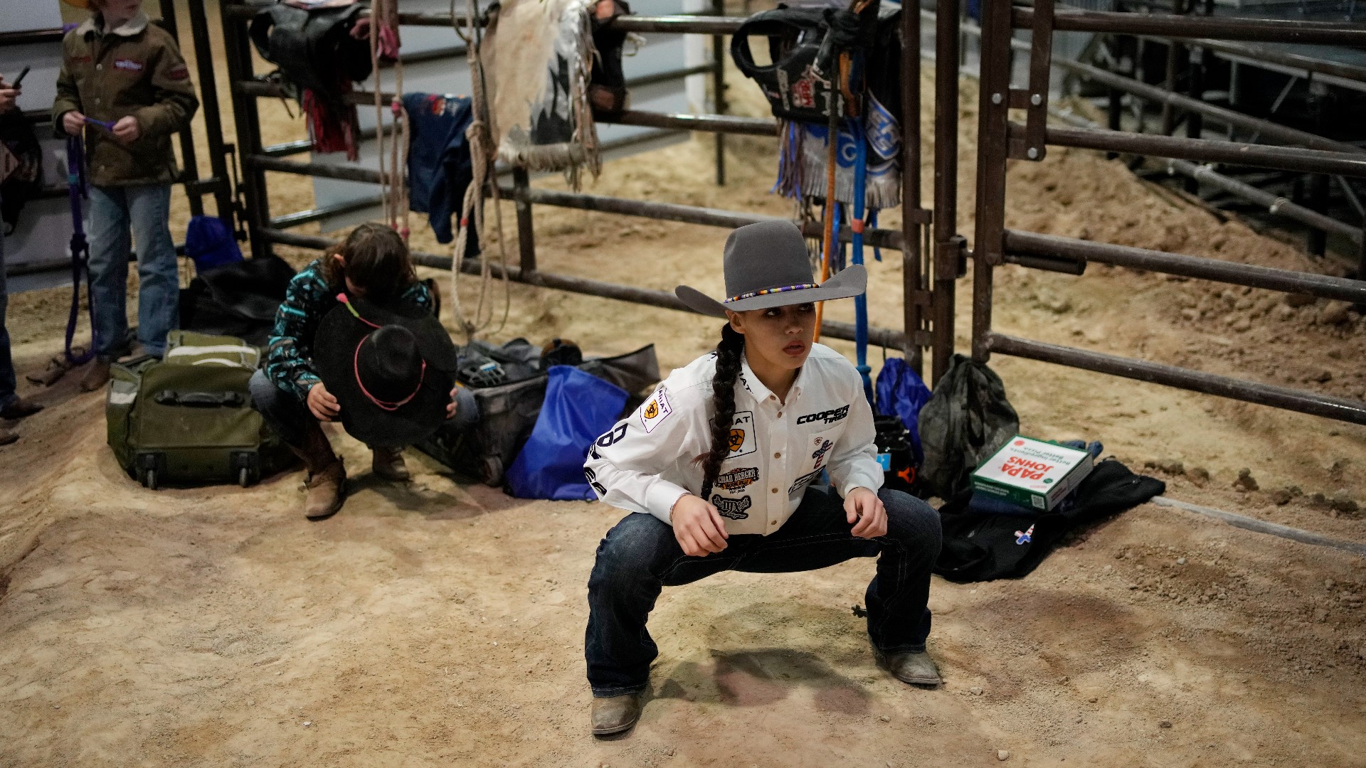 Oregon teen wants to be first woman at bull riding's top level | kgw.com