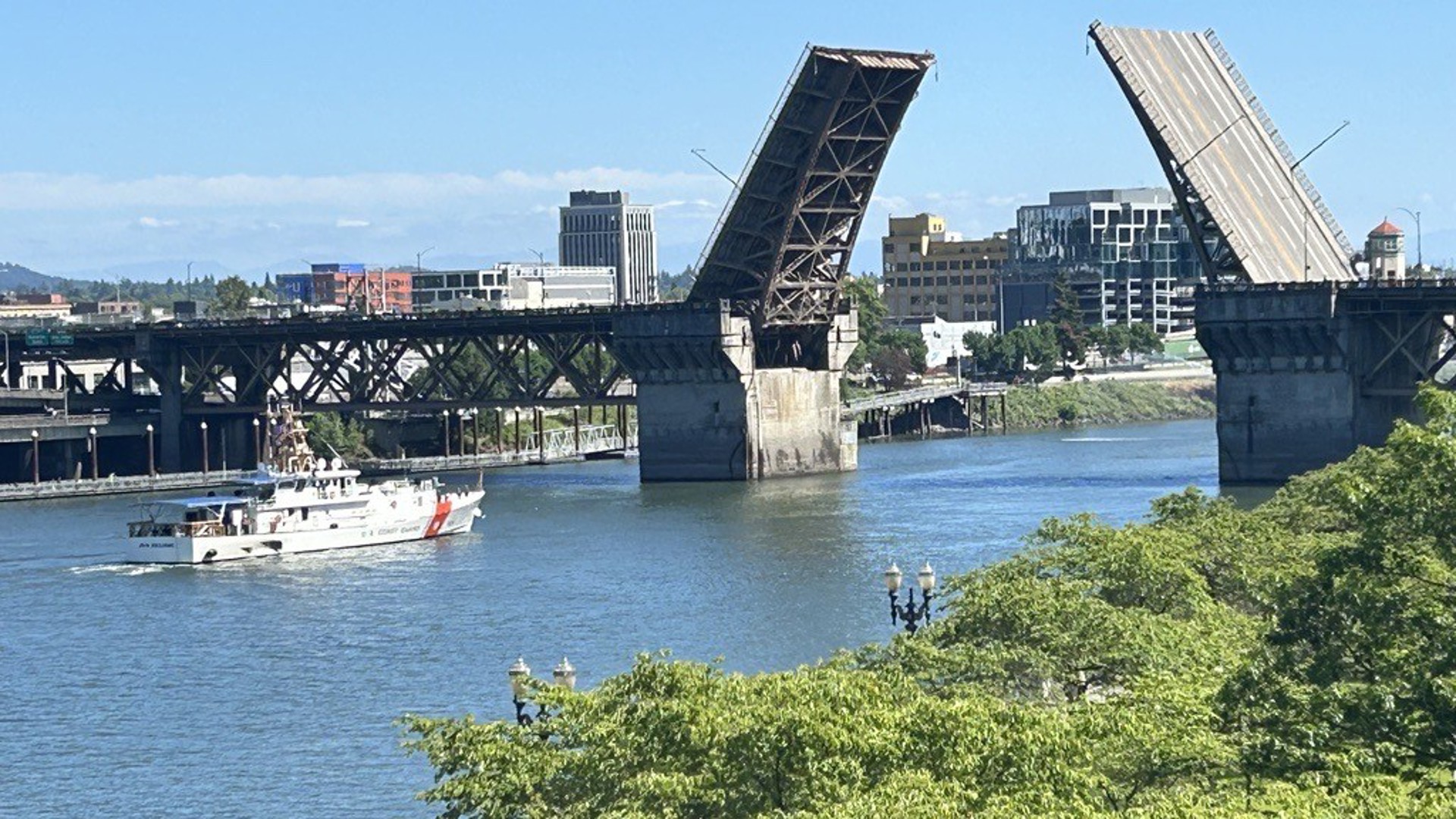 Rose Festival's Fleet Week: Visiting ships, schedule | kgw.com