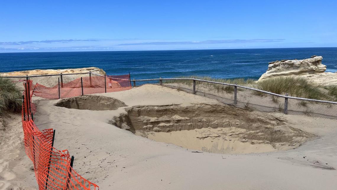 Second sinkhole forms at Cape Kiwanda | kgw.com
