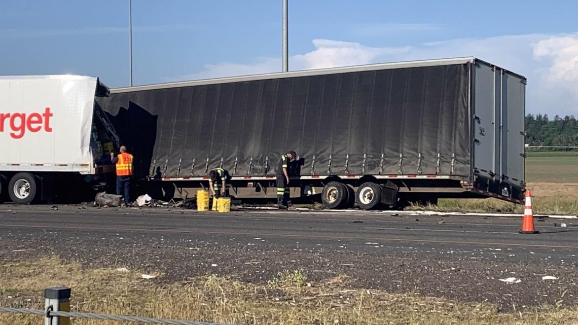 Police arrest driver after crash that killed 7 on I-5 | kgw.com