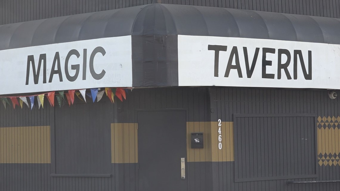 Dancers at Magic Tavern strip club voted to unionize | kgw.com