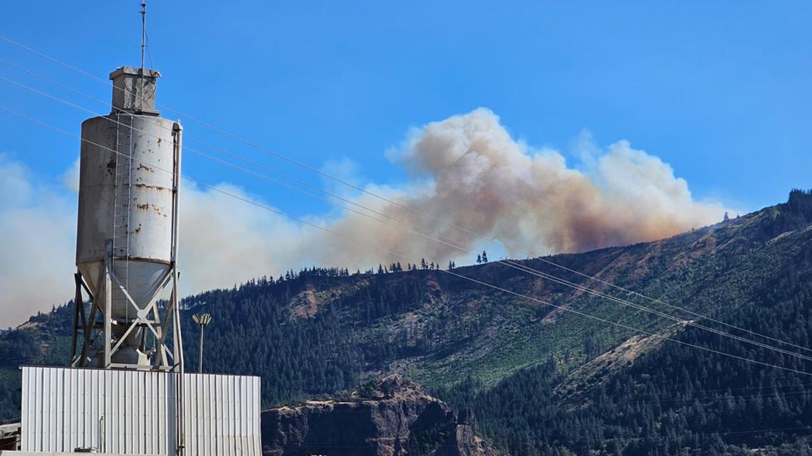 Wildfire outside Mosier prompts Level 3 evacuations | kgw.com