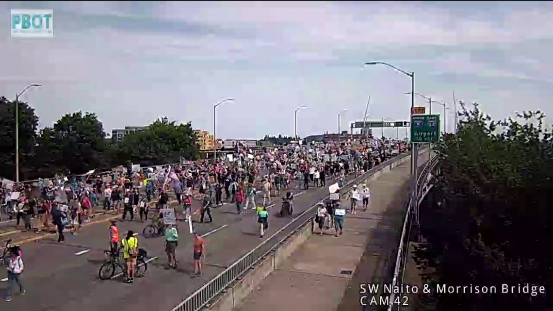 Labor Day protest sees thousands march in downtown Portland | kgw.com