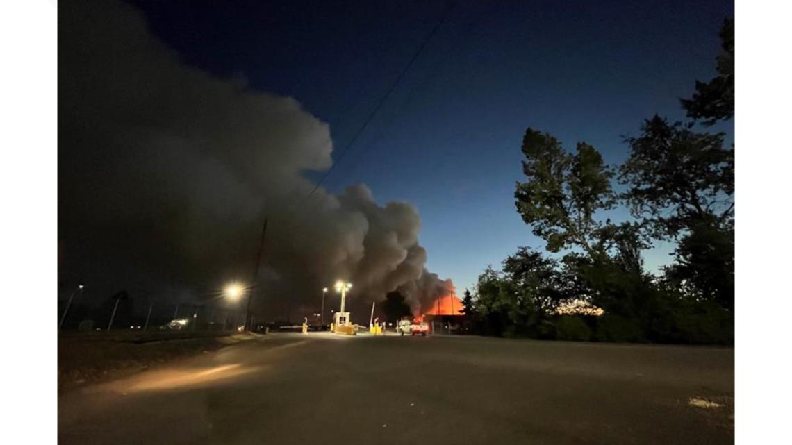 Firefighters report progress at Longview wood chip plant fire | kgw.com