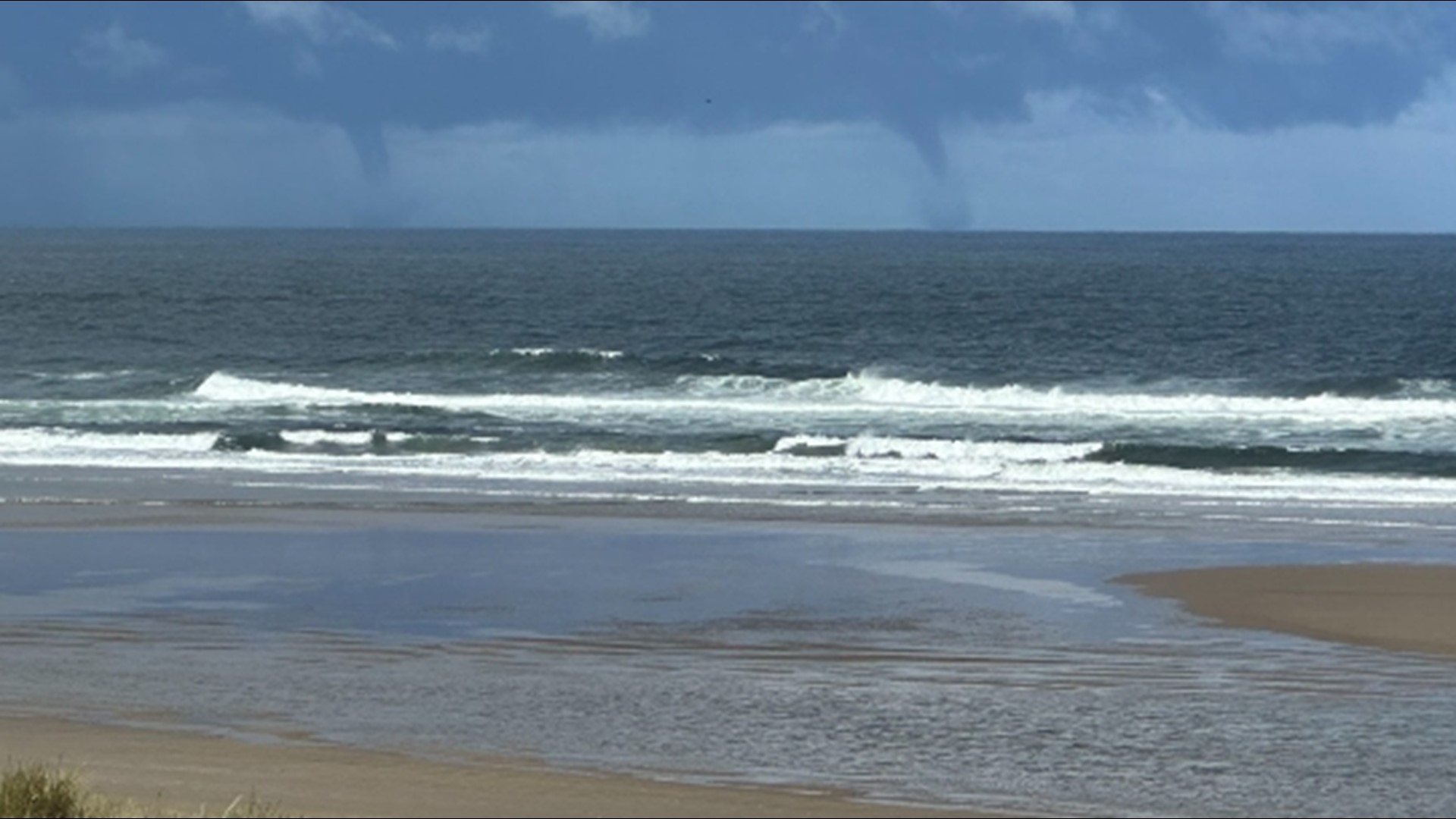 5 waterspouts form on Oregon coast, funnel cloud spotted in Salem | kgw.com