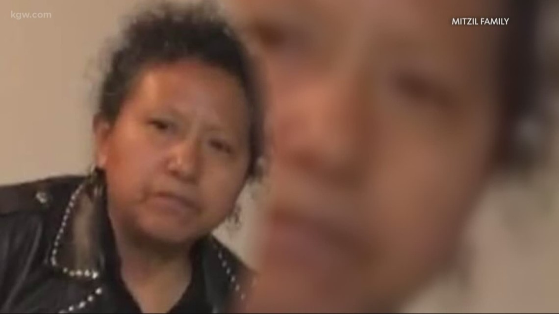 Memorial held for woman killed in Oregon City | kgw.com