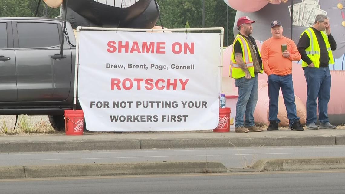 Construction workers protest alleged safety violations at Rotschy | kgw.com