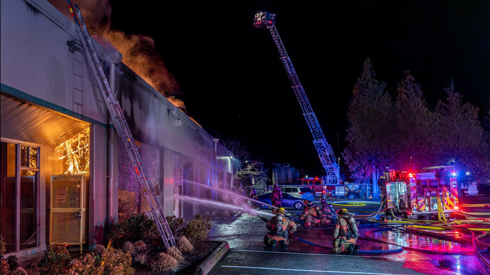 Crews respond to two-alarm fire at Portland warehouse | kgw.com