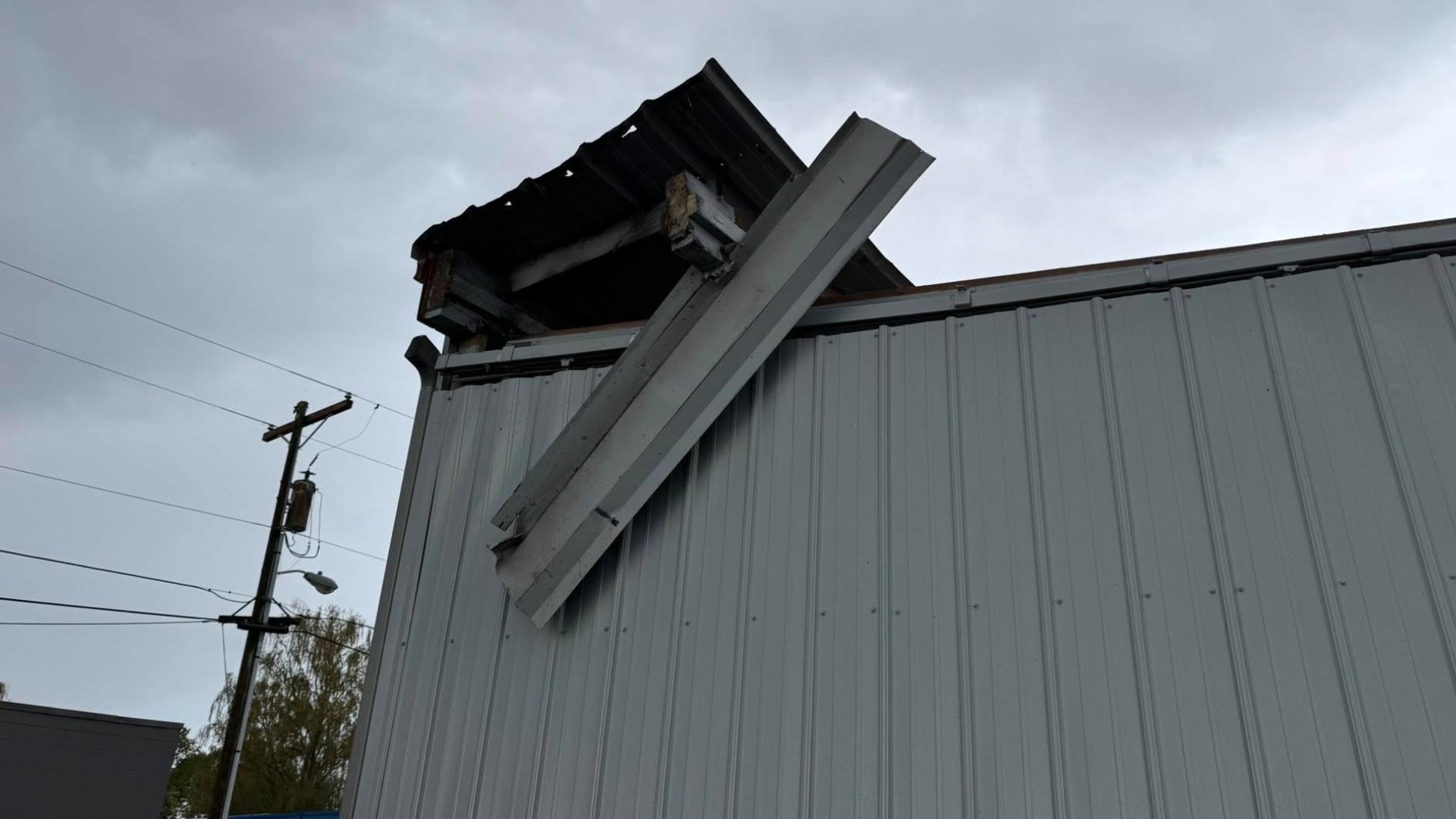 Possible tornado rips roof off Longview building, damages homes | kgw.com
