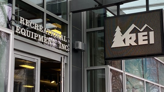 Portland Mayor's office was blindsided by REI closure news | kgw.com