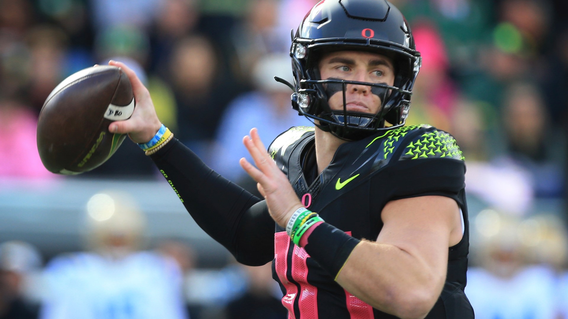 No. 8 Oregon looking to remain unbeaten in Pac-12 | kgw.com
