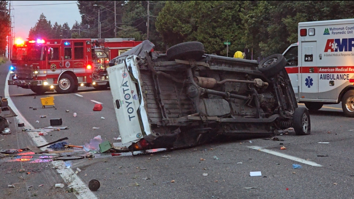 Driver injured in rollover crash in Northeast Portland | kgw.com