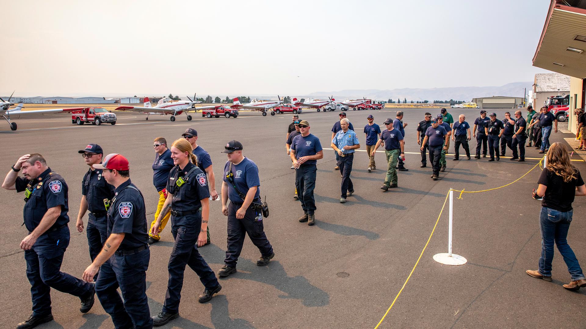 Experienced older pilots key to the US aerial firefighting fleet | kgw.com