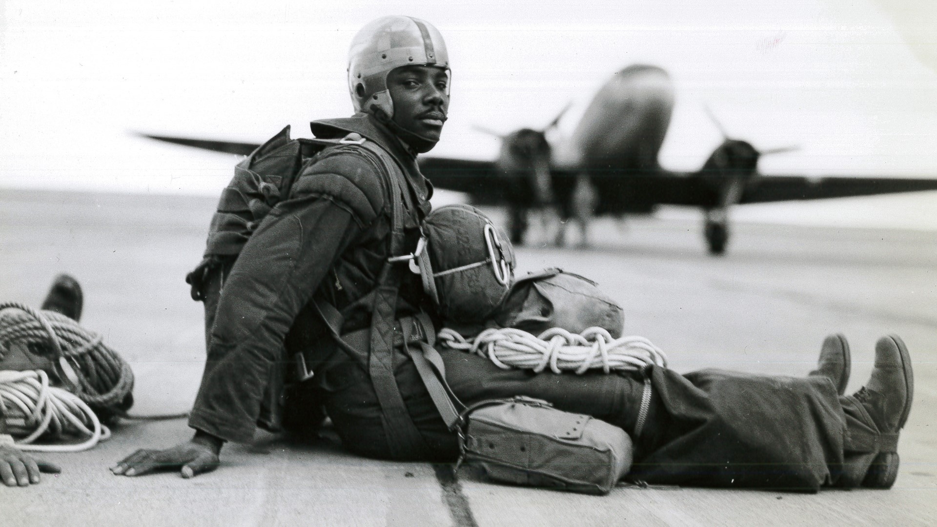 The first Black paratroopers and their secret mission in Oregon | kgw.com