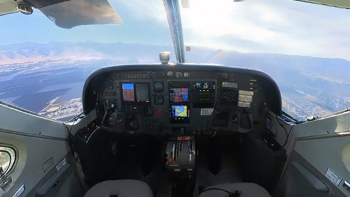 Self-flying planes take a big leap forward in new test | kgw.com