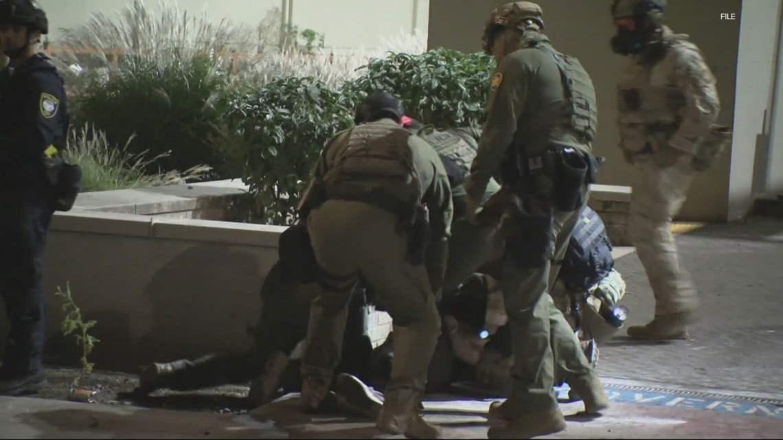 Oregon DOJ shares video in federal trial showing use of force outside ...