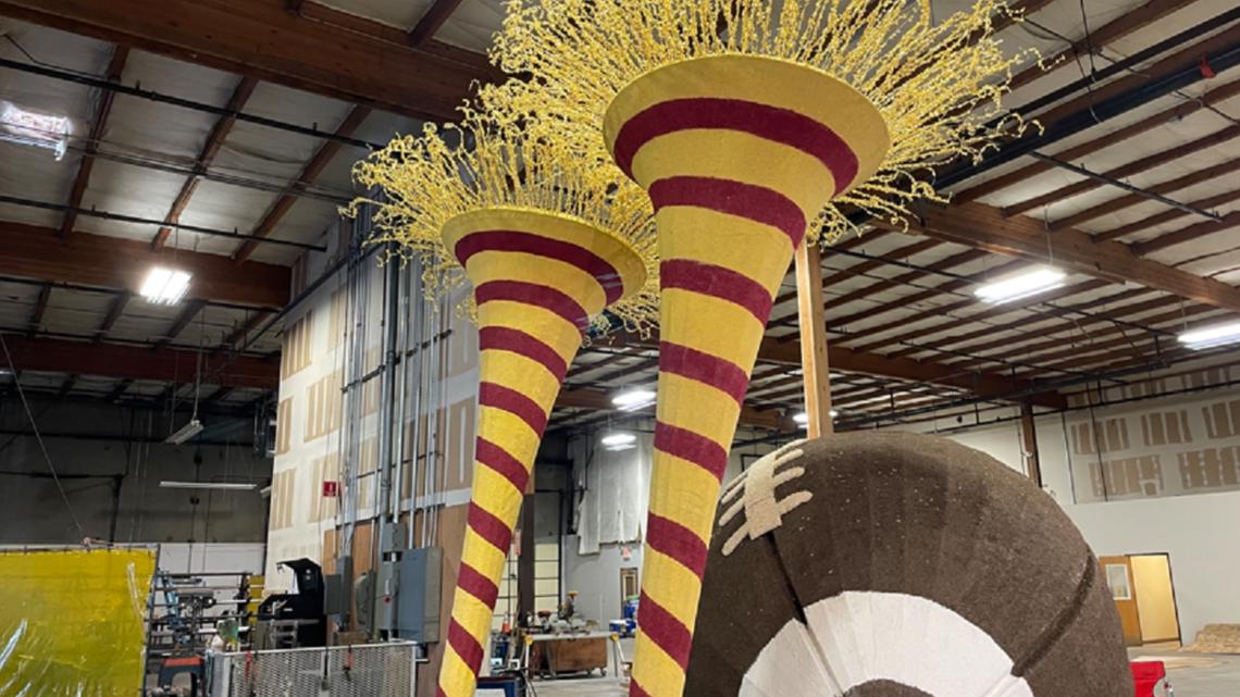 PHOTOS: Grand Floral Parade floats | kgw.com