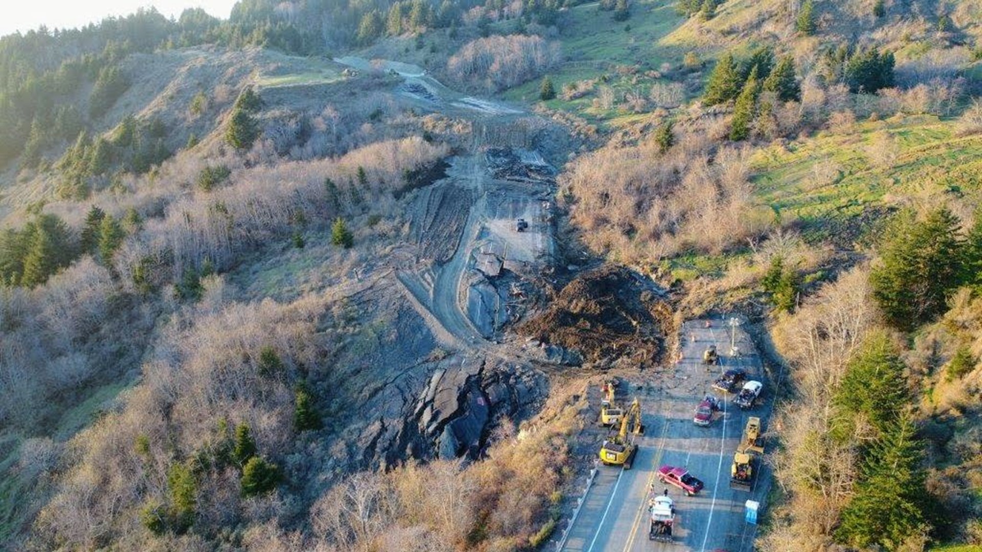 Photos: Hooskanaden landslide near Brookings, Oregon | kgw.com