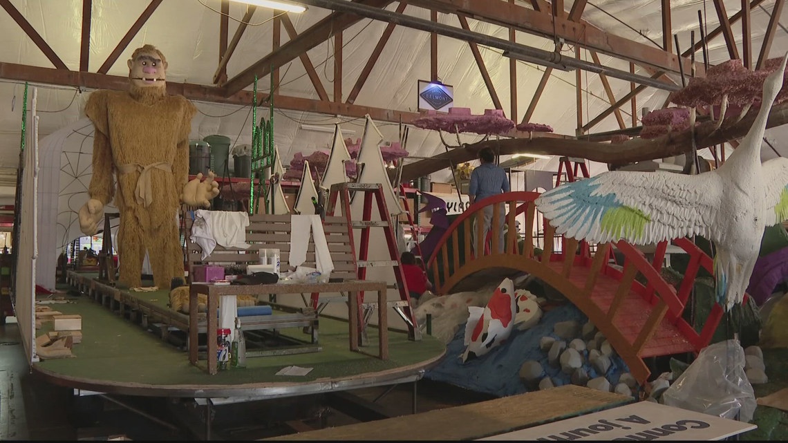 Inside the 'float barn' of Portland's Grand Floral-Starlight Parade ...