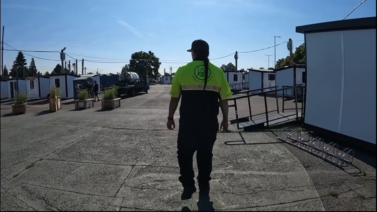 Formerly incarcerated man now helps homeless people find housing | kgw.com
