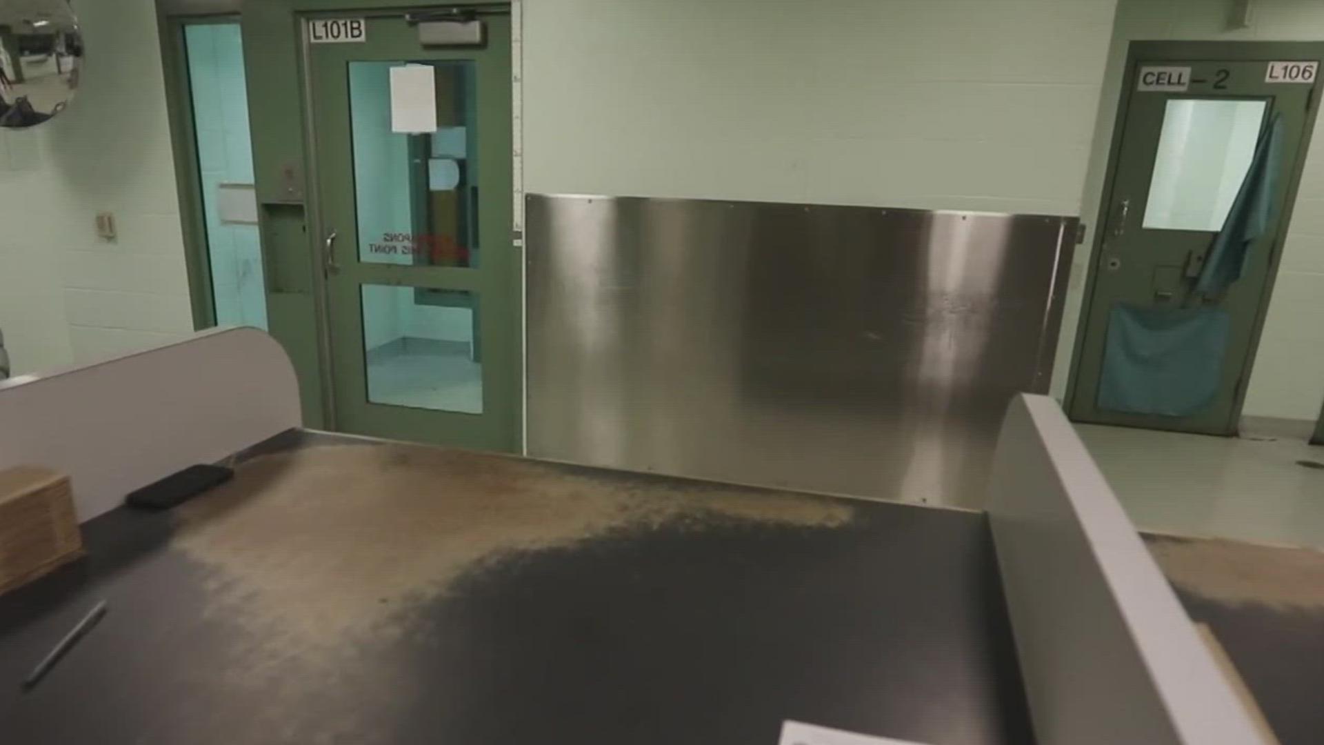 Man dies in Multnomah County jail custody | kgw.com