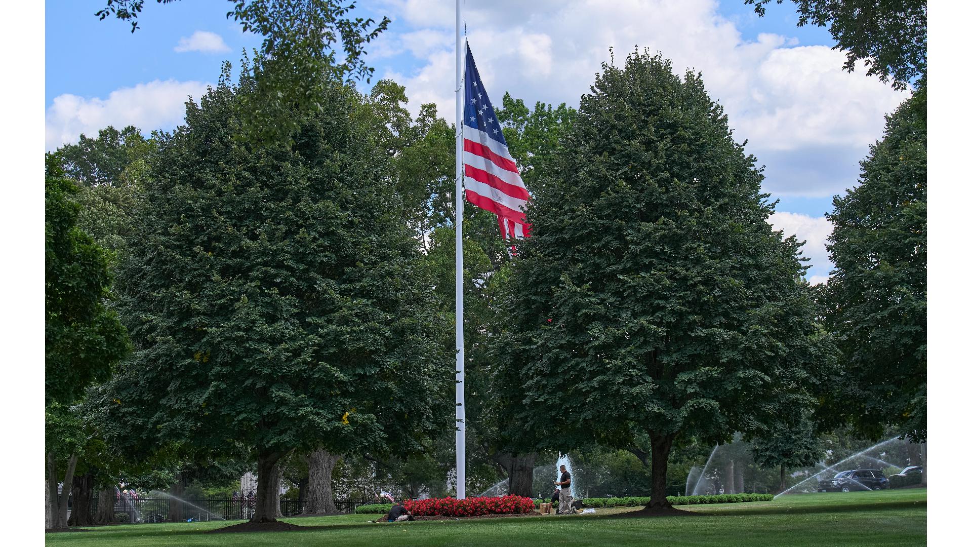 Why are Oregon flags at half-staff? | kgw.com
