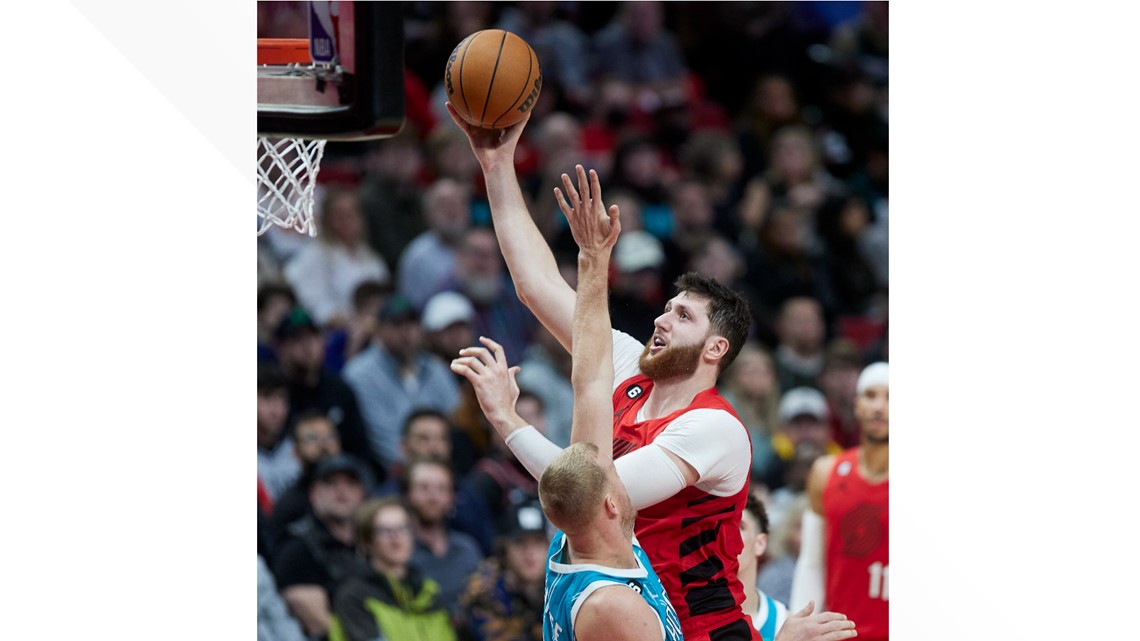 Nurkic rallies Blazers past the Hornets on Lillard's big night | kgw.com