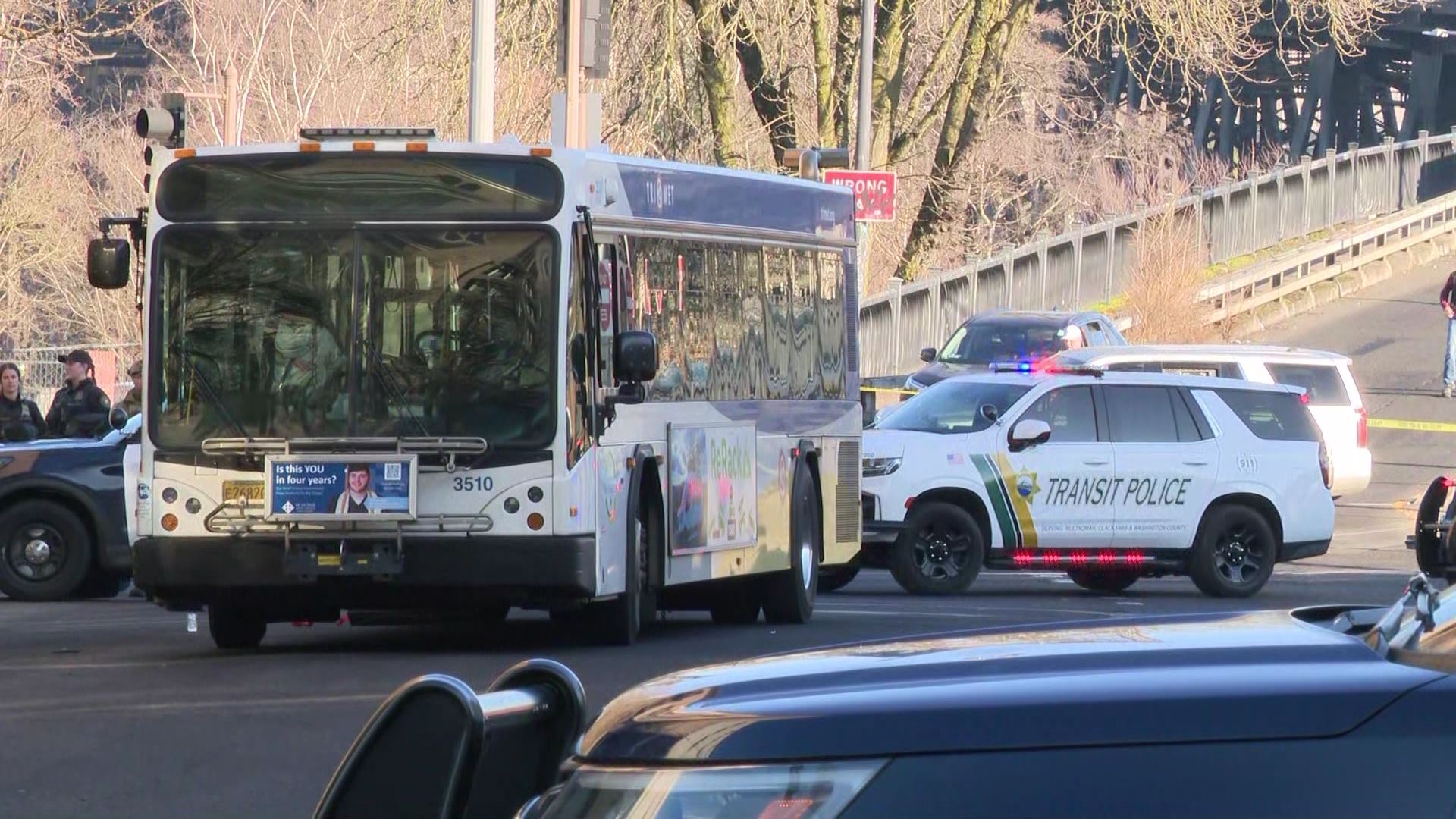 Police spokesman provides update on bus standoff | kgw.com