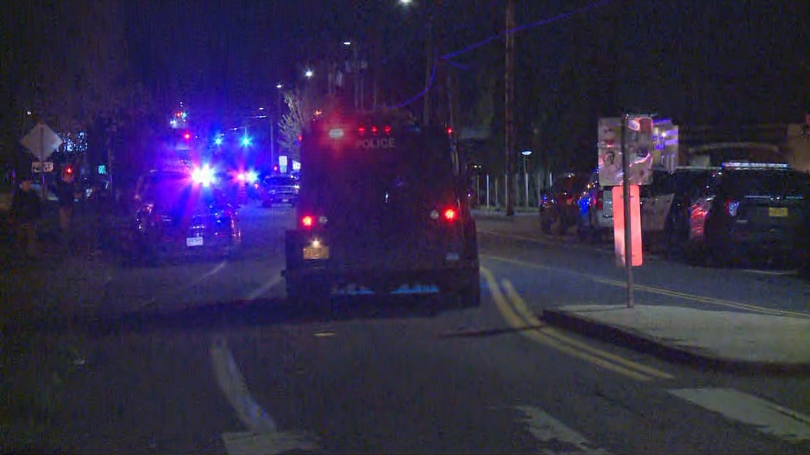Police find Southeast Portland shooter down upon arrival | kgw.com