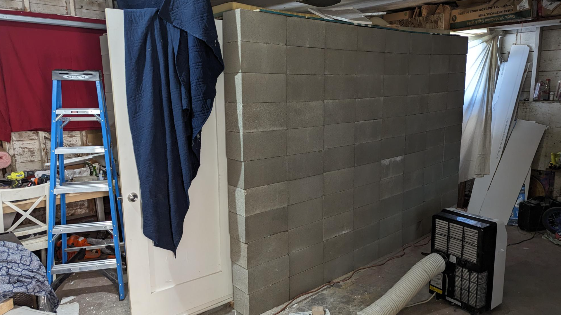 Oregon man who held kidnapped woman in makeshift cell gets life ...