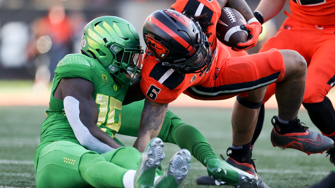 Oregon State rallies to stun Oregon 38-34 | kgw.com
