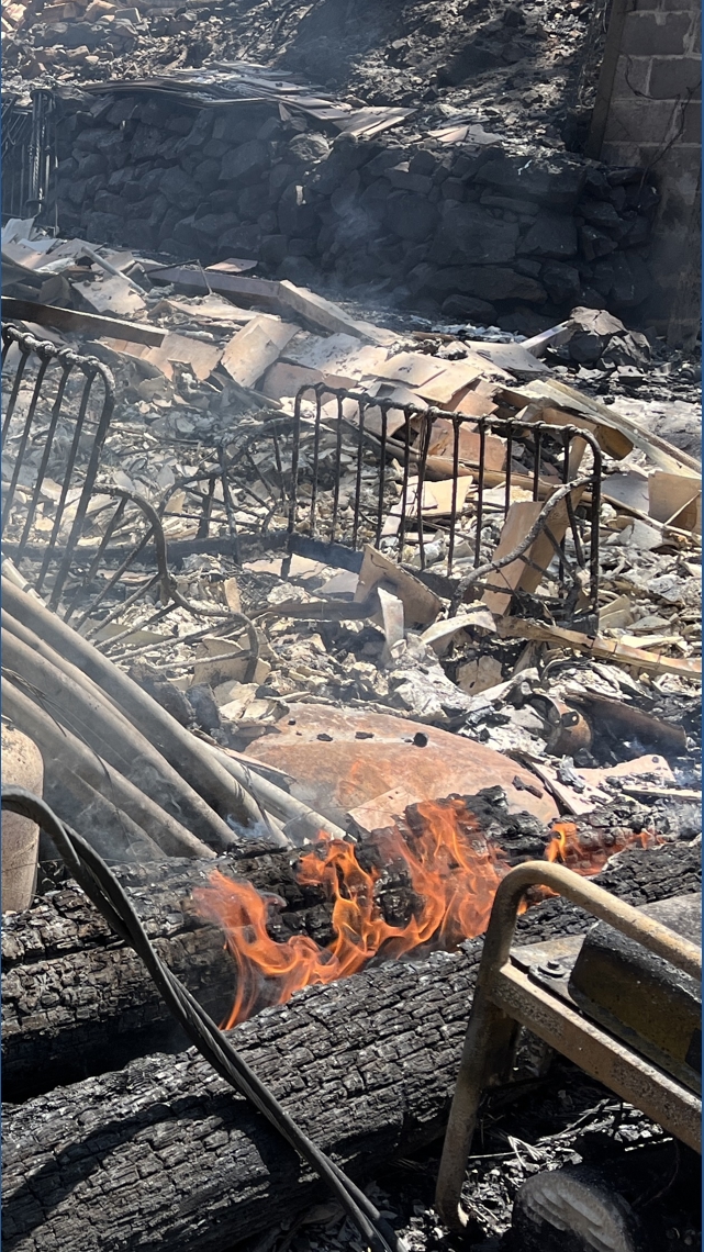 Rowena Fire destroys at least 20 homes, leaving residents devastated ...