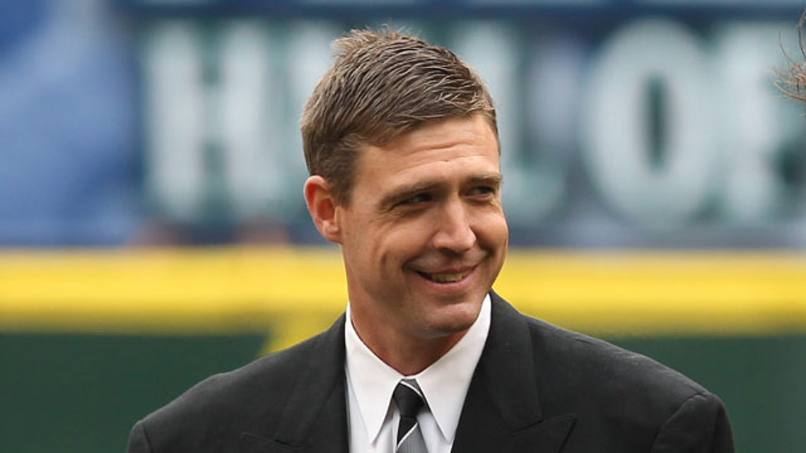 Who is Dan Wilson? What to know about new Mariners manager | kgw.com