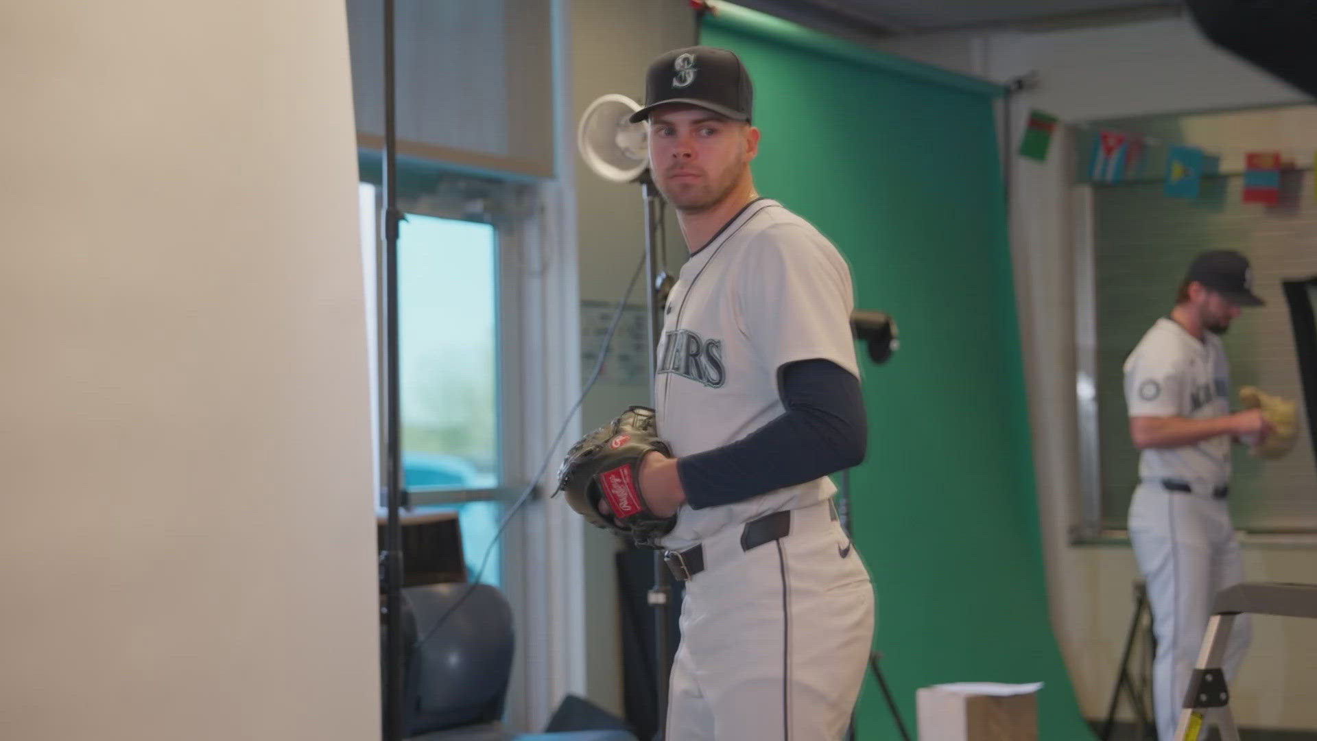 Mariners' Brash eyes April return after Tommy John recovery | kgw.com