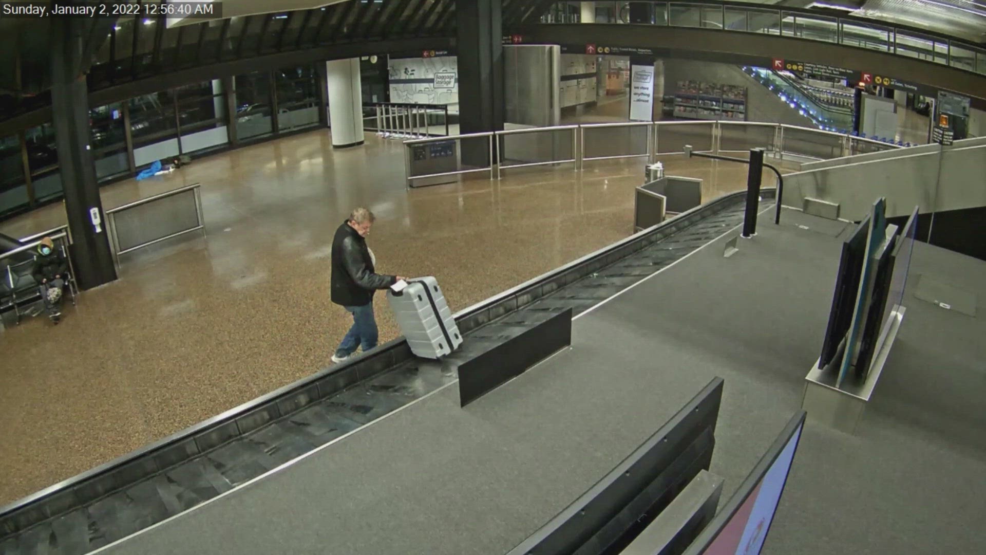 Luggage theft at Sea-Tac Airport hit all-time high in 2022 | kgw.com