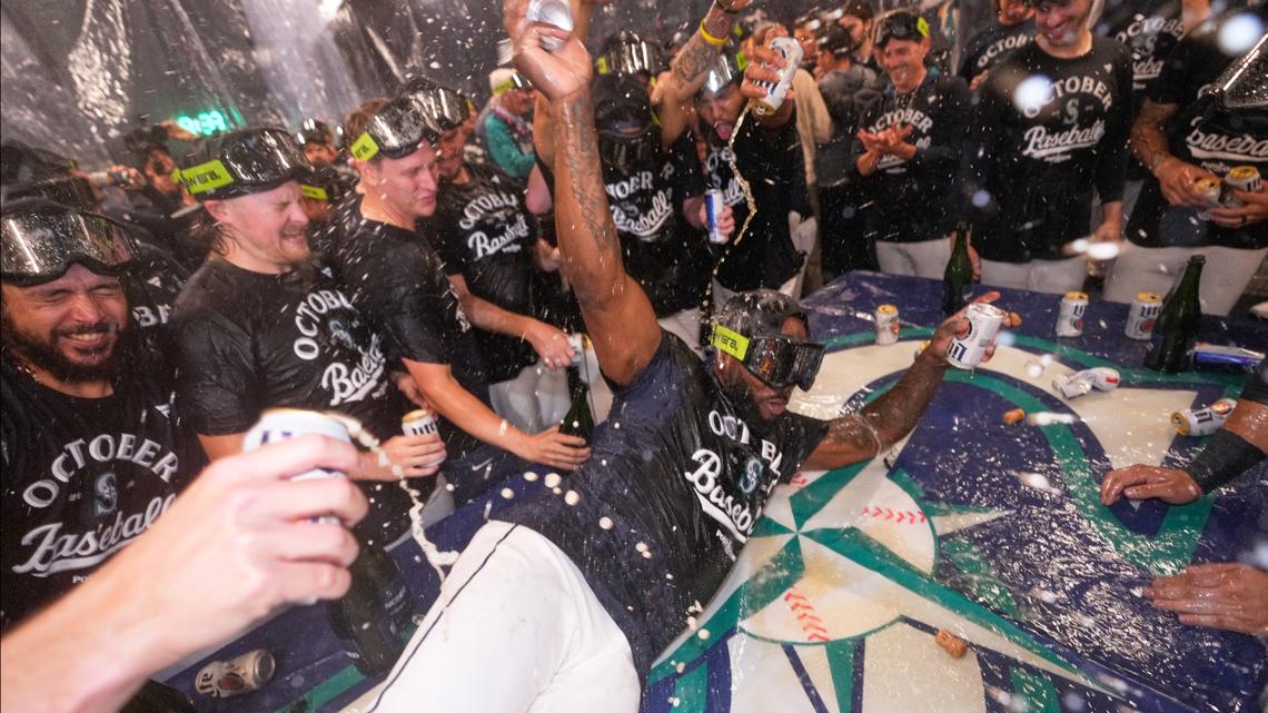 Oregon Sen. Ron Wyden says he has what it takes to resist Trump | kgw.com