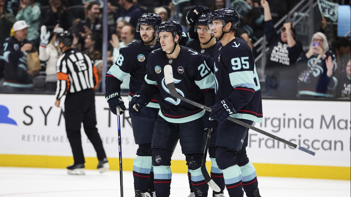 Eeli Tolvanen scores twice as Kraken defeat Canucks 6-3 | kgw.com