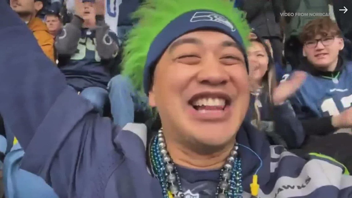 Seattle Seahawks fans celebrate team's spot in the playoffs | kgw.com