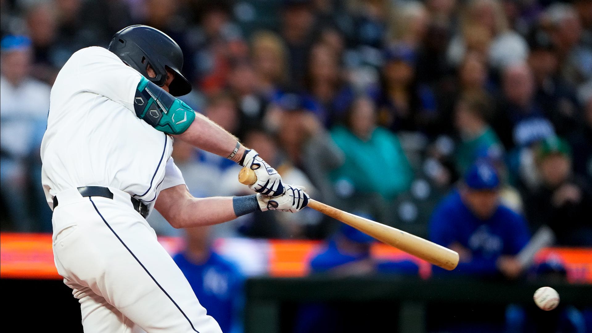 George Kirby works 7 shutout innings, Luke Raley has 3 RBIs as Mariners ...