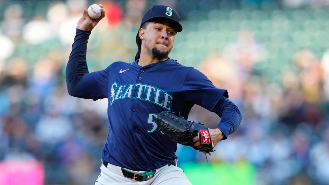 Castillo throws 7 shutout innings and then Mariners bullpen hangs on ...