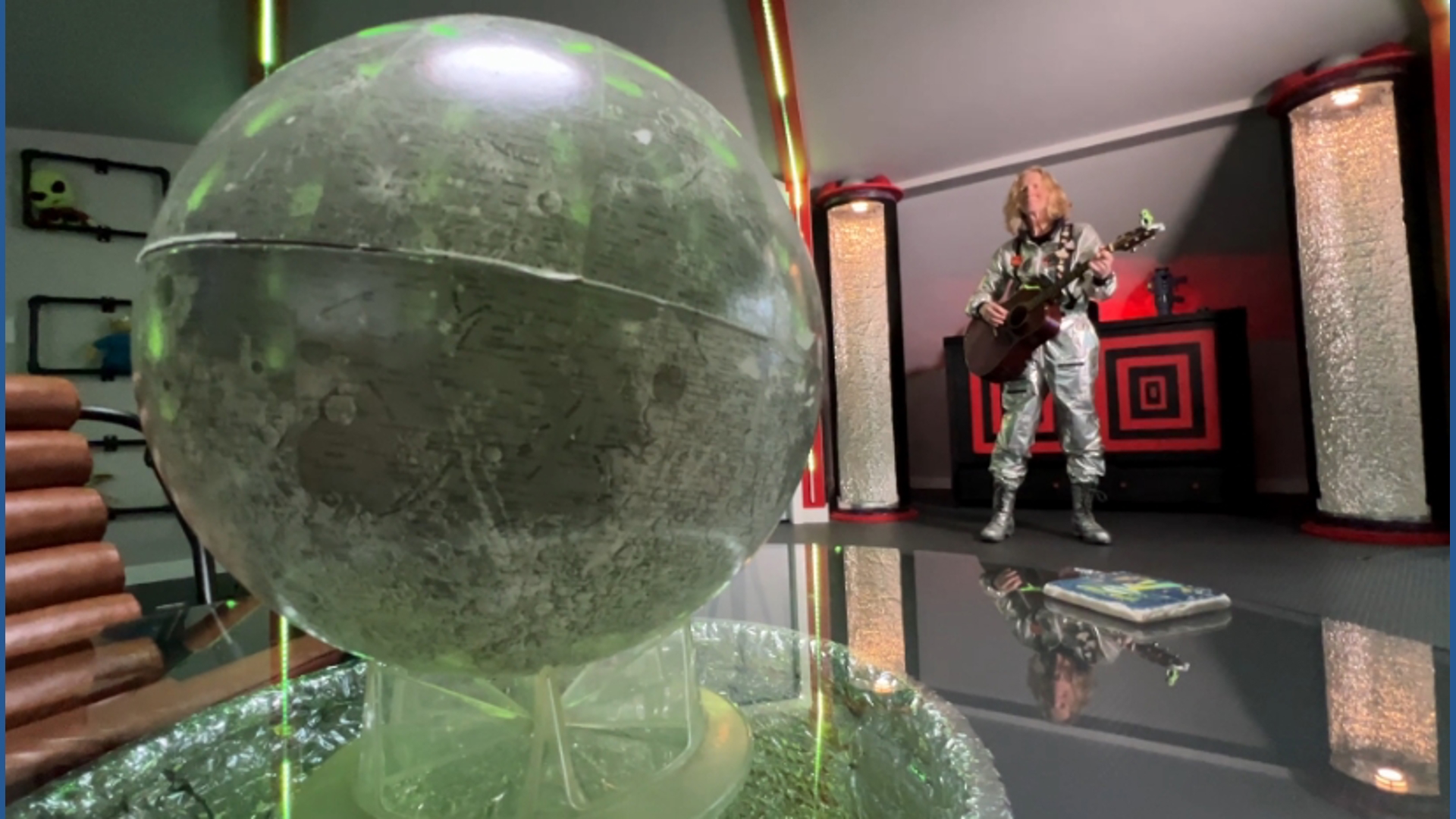 Washington man builds backyard spaceship he predicted in song 25 years ...
